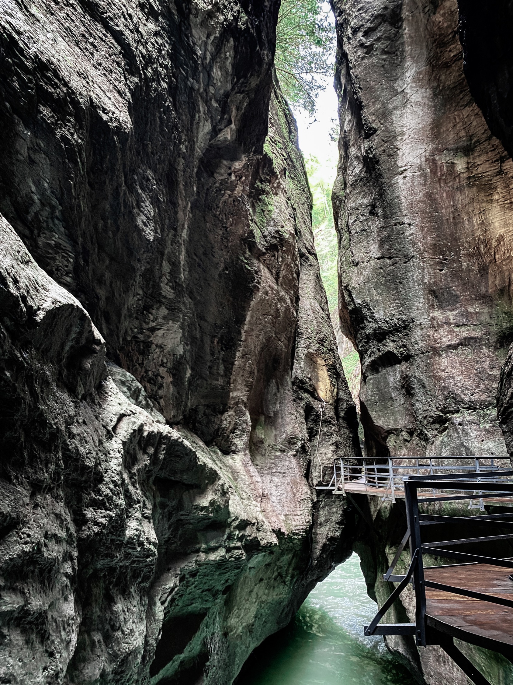 Aare Gorge (Aareschlucht) Visitor Guide - MonAme Magazine